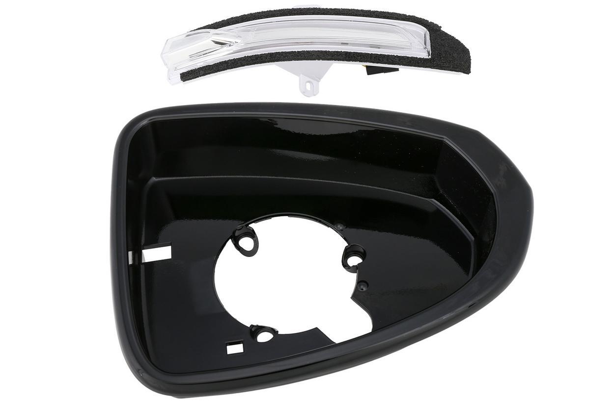 GM Genuine Parts 22791740 Door Mirror Turn Signal Light | eBay