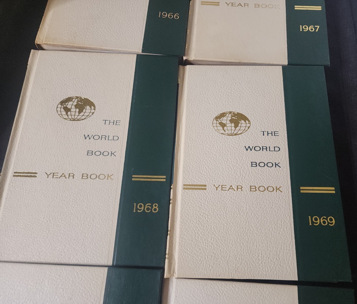 1964 Encyclopedia World Book Set 1-20 & Year Book Set 65-71 *CASE NOT ...