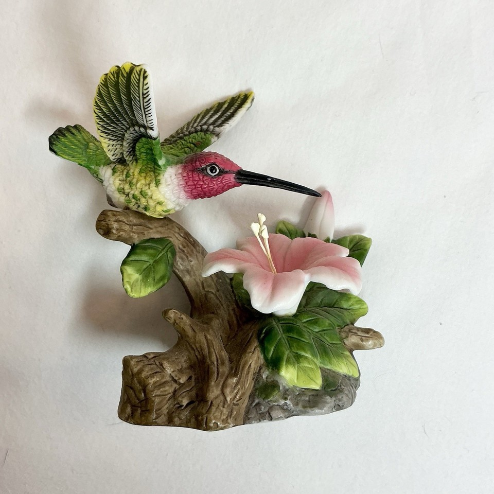 LOVELY VINTAGE BISQUE PORCELAIN HUMMINGBIRD FIGURINE HAND PAINTED🌷 | eBay
