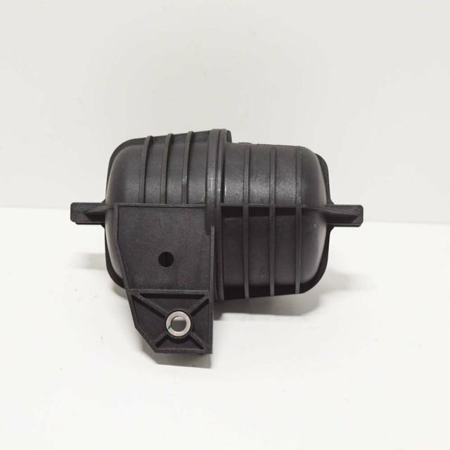 BMW 1 E81 Turbocharger Vacuum Tank Reservoir Left 11657799790 OEM for ...
