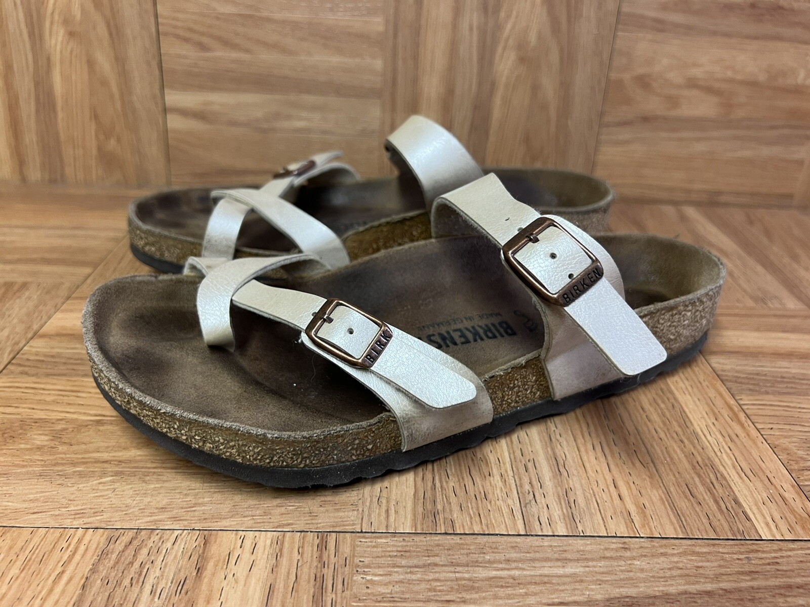 RARE🔥 Birkenstock Mayari Pearl White Sandals 39 L8 M… - Gem