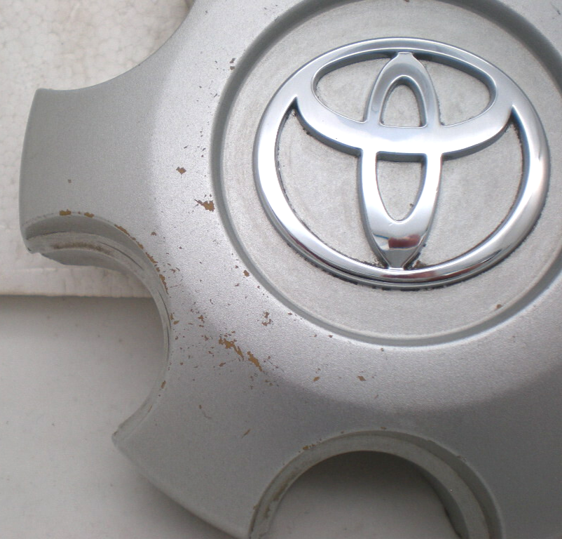 2005 - 2015 Toyota Tacoma 4Runner Silver OEM Center Cap P/N 42603-AD060 ...