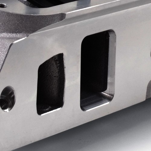 Edelbrock 5025 E-Street Cylinder Head, Aluminum, Fits Ford 289, 302 ...