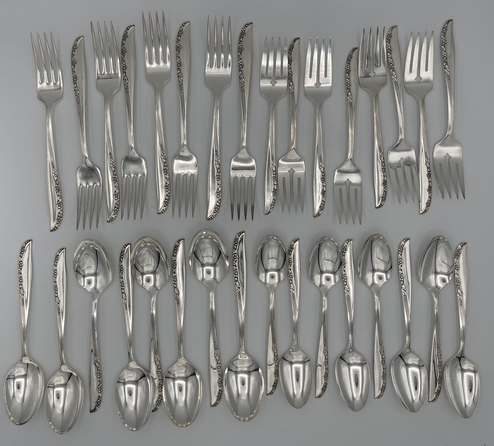 Wm A Rogers Satin Finish Flatware Mod Vintage Wm Rogers Oneida Deluxe ...
