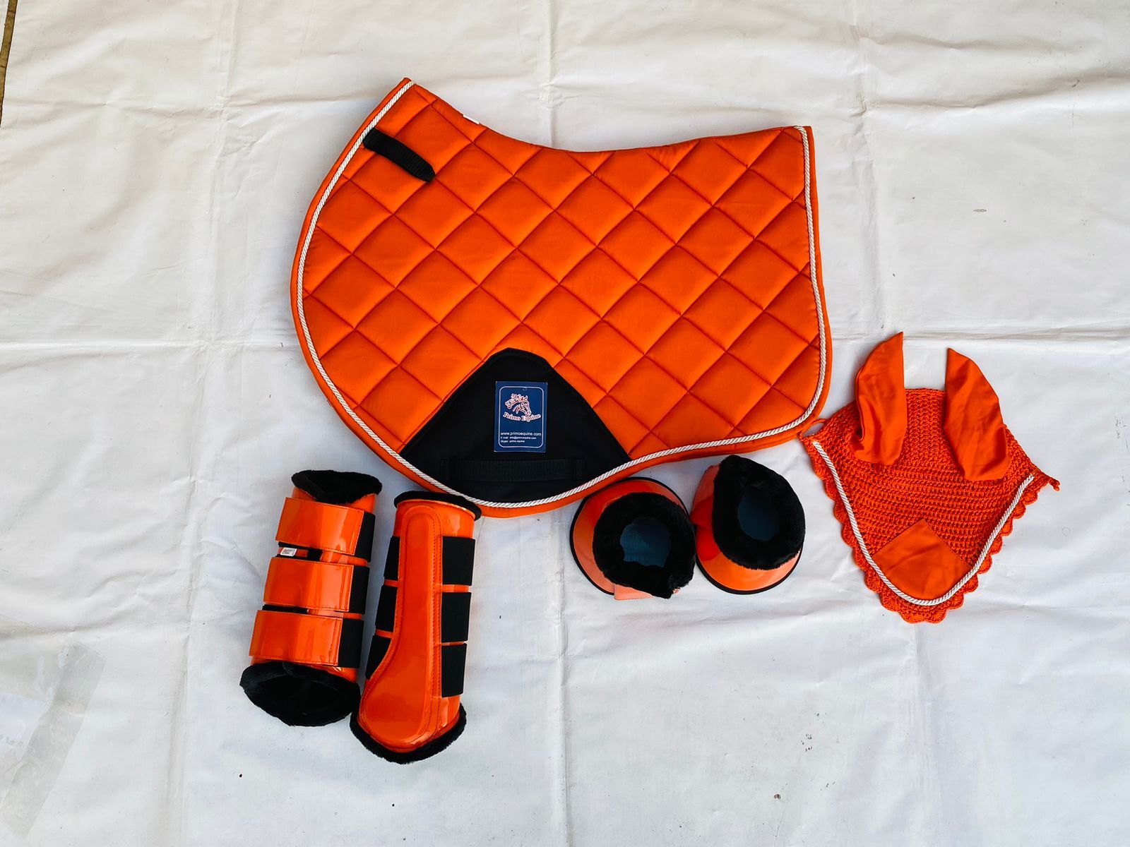 Matchy Jumping Saddle Pad Set, Ear Net/Brushing Boots/Bell Boots Red ...