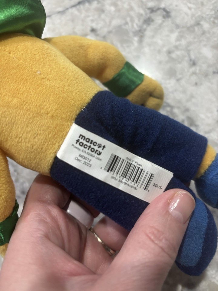 Savannah Bananas 9” Mascot Split with Cape Plush Stuffed Animal - NWT ...