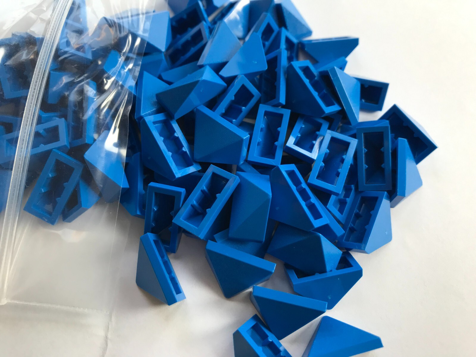 LEGO- NEW-#15571-BLUE- SLOPE 45 2 x 1 TRIANGLE-20 PIECES | eBay