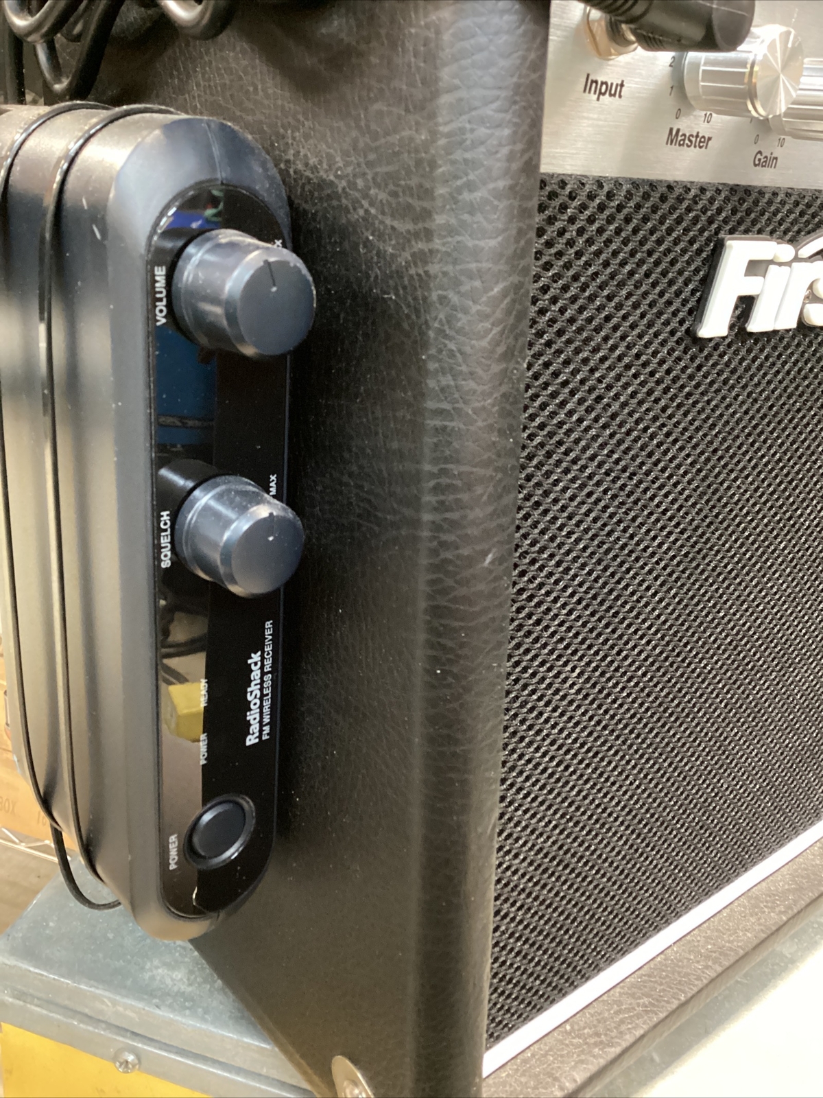 First Act M2A-110 Guitar Amplifier W/#32-1257 Wireless Lapel Microphone ...