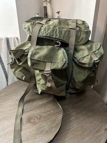 USGI Vietnam Tropical X-Frame Rucksack W/Collapsible Canteen 8465-935 ...