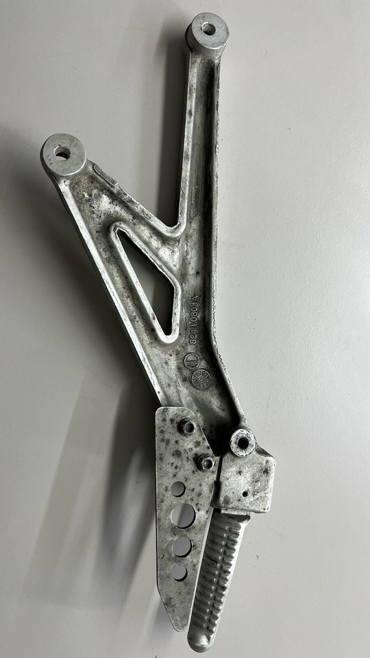 DUCATI MULTISTRADA 1000 05 MTS DS 1100 LEFT REAR FOOTPEG FOOT PEG MOUNT ...