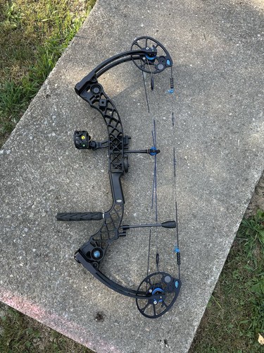Mathews Monster Chill RH 70lb | eBay