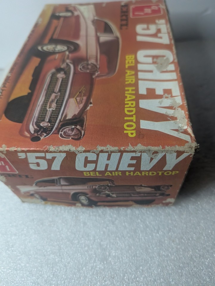 AMT ERTL Pro Shop 1:25 Scale Model Kit 57 Chevrolet Bel Air Open Box ...