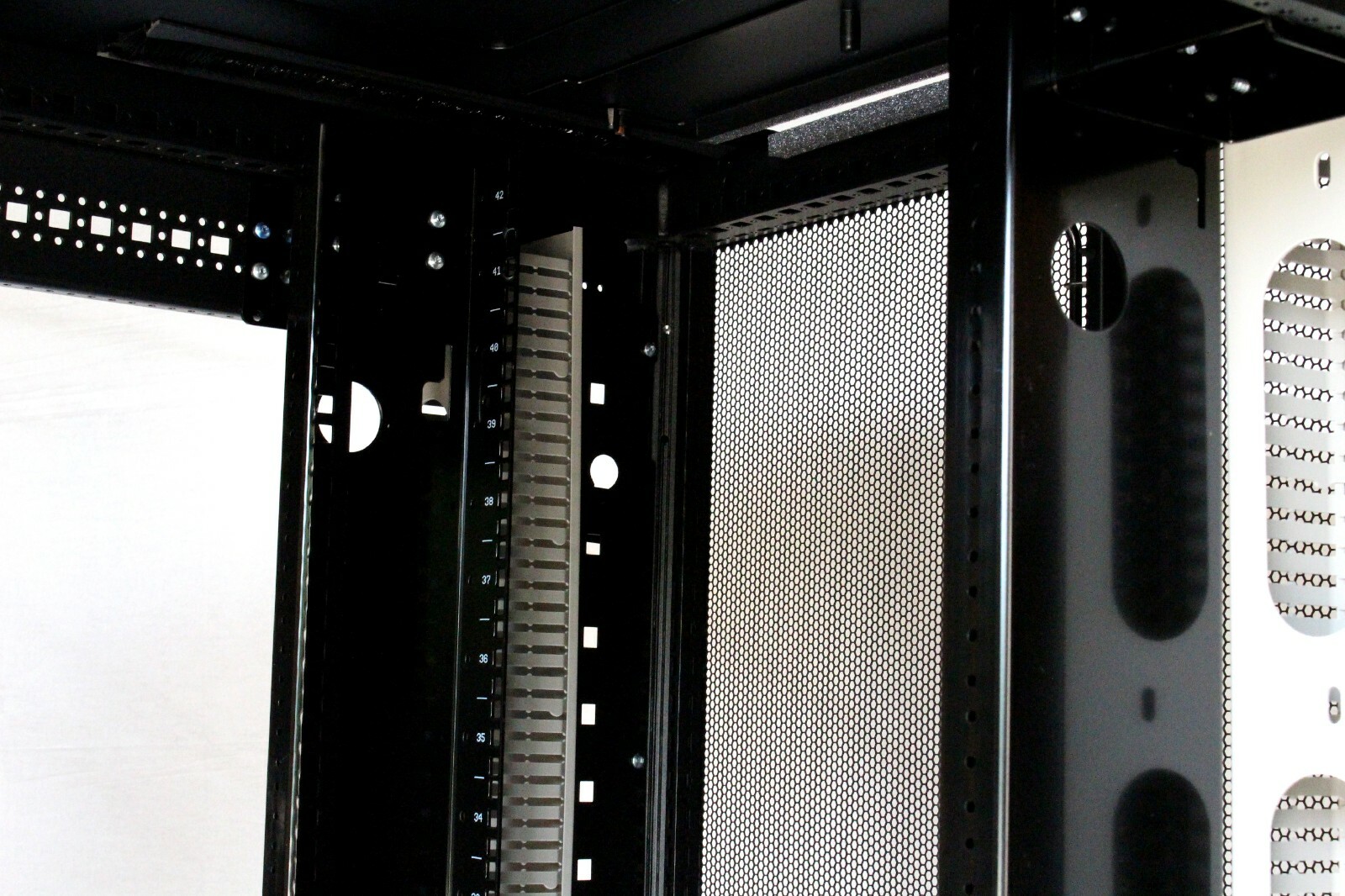 HP BW917A Wall Mount Server Rack - Black for sale online | eBay