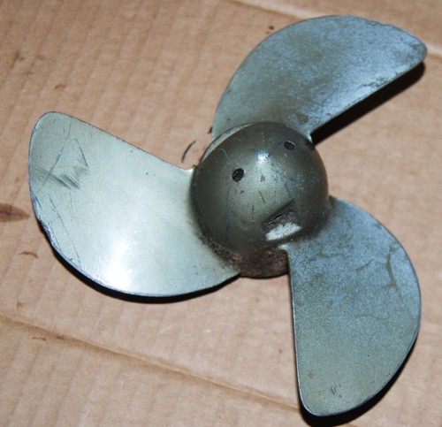 1972 JOHNSON / EVINRUDE 2 HP three blade propeller | eBay