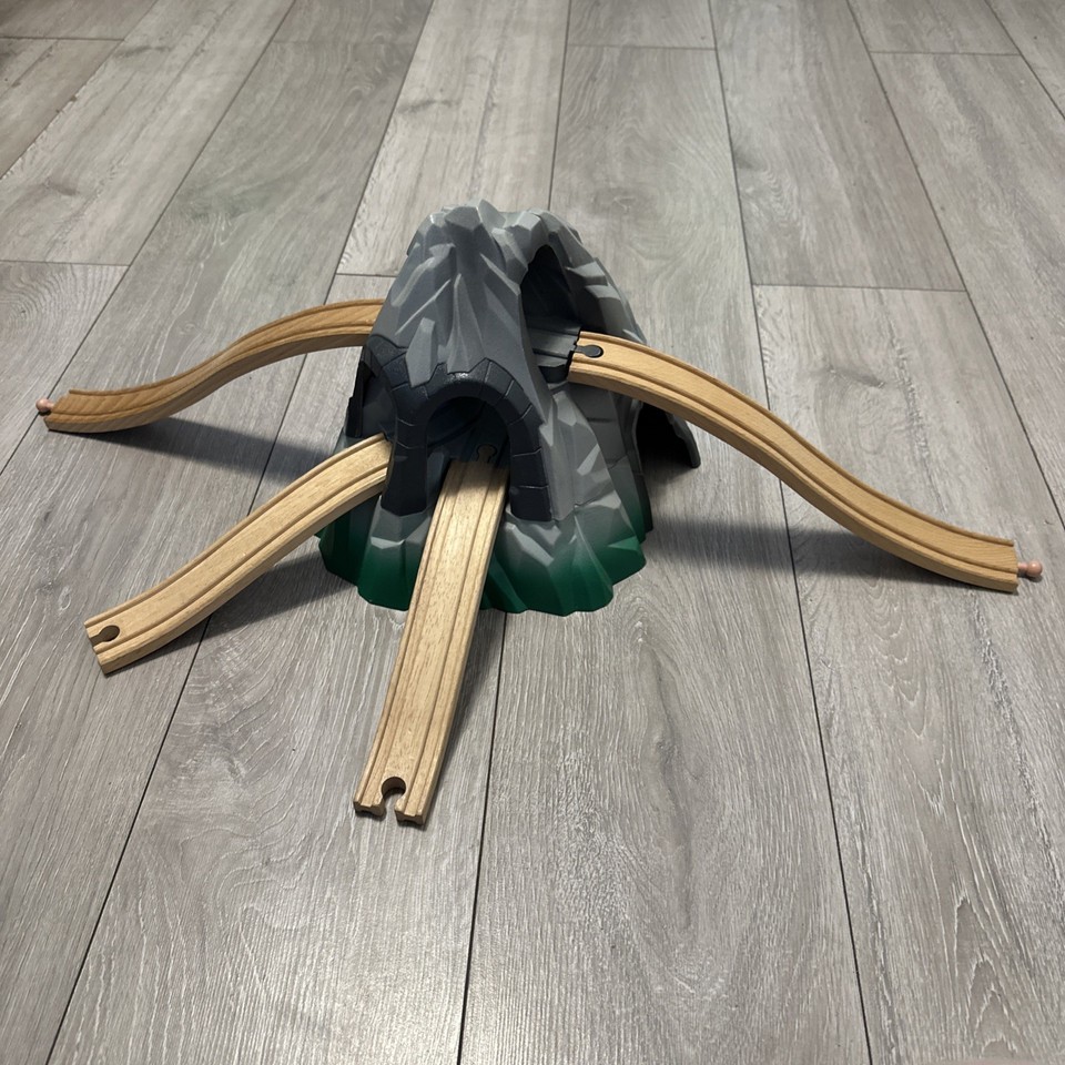 WOODEN TRAIN TRACK MOUNTAIN TUNNEL & CRANE John Lewis Thomas Brio train ...