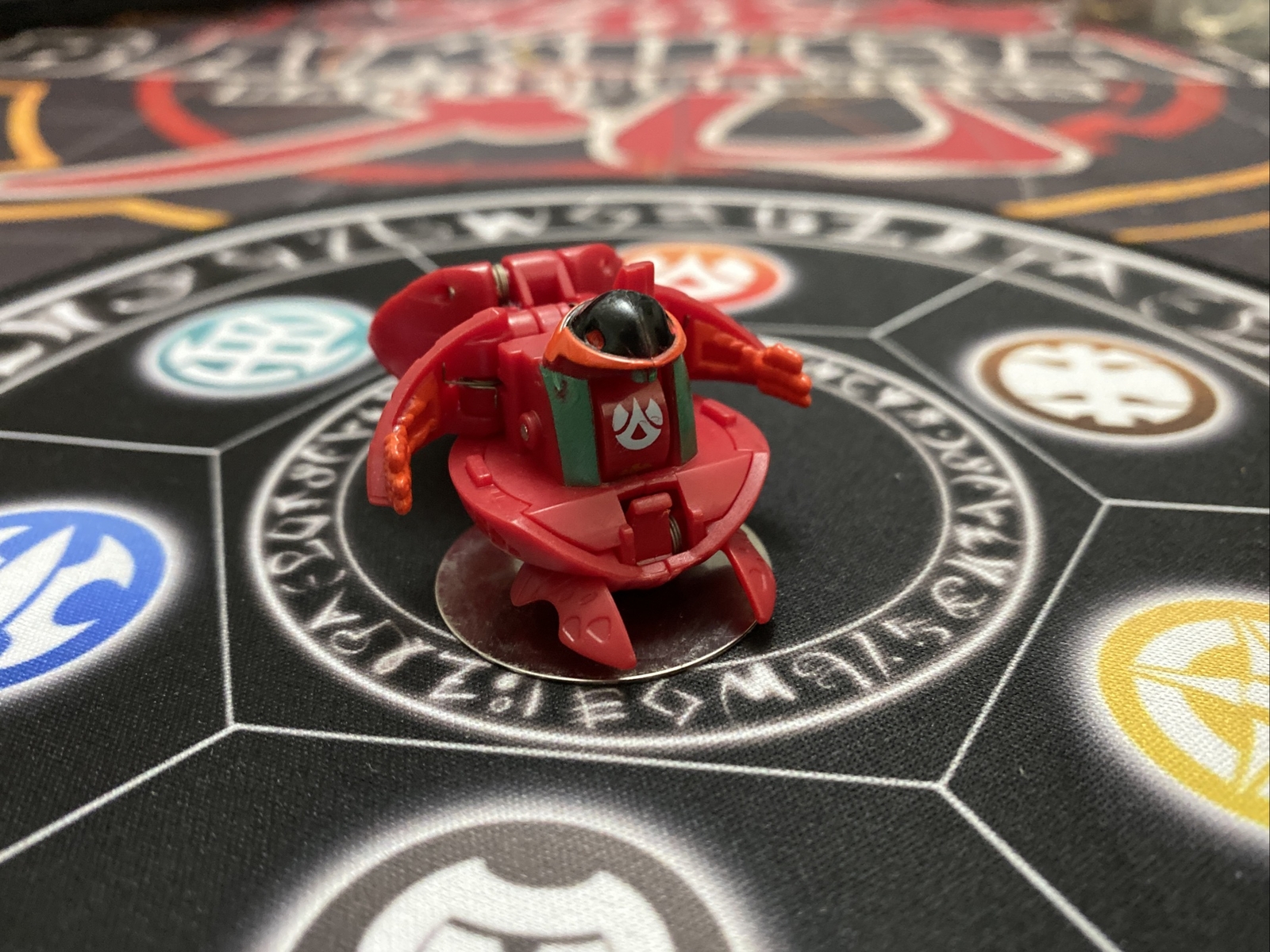 Bakugan Battle Brawlers B1 Pyrus Preyas Gacha Baku No Paint Very Rare ...