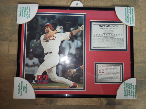 1998 Front Row MLB Mark McGwire 70 Home Runs #62 Matted & Framed 14x11 ...