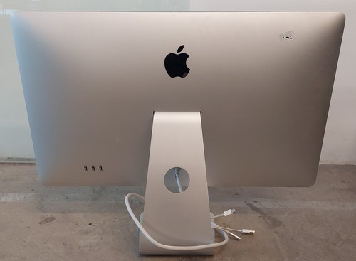 Apple A1316 27" LED 2560x1440 Cinema Display | eBay