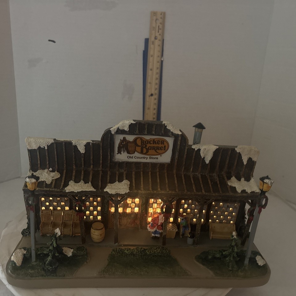 Cracker Barrel Old Country Store Christmas Village Light-Up W/Box Ltd ...
