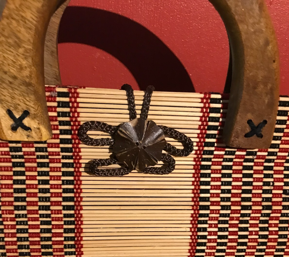 RATTAN/REED HANDBAG WITH WOODEN HANDLES. RED & BLACK WEAVE. INSIDE ...