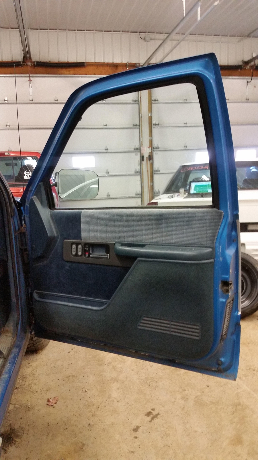 1992 CHEVY PICKUP 1500 PASSENGER RIGHT FRONT DOOR ASSY BAHAMA BLUE ...
