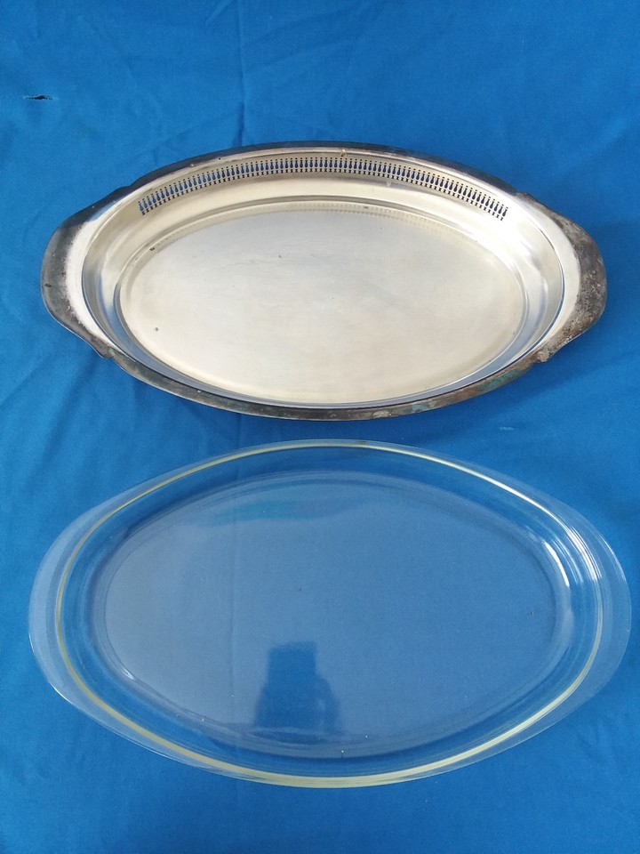 Pyrex Oval Platter (11" * 20" ) 1233 3Qt B1 With Pilgrim Silverplate ...