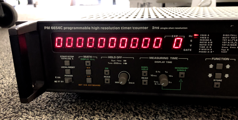 Philips PM 6654C Programmable High Resolution Timer/Counter POWER ON ...