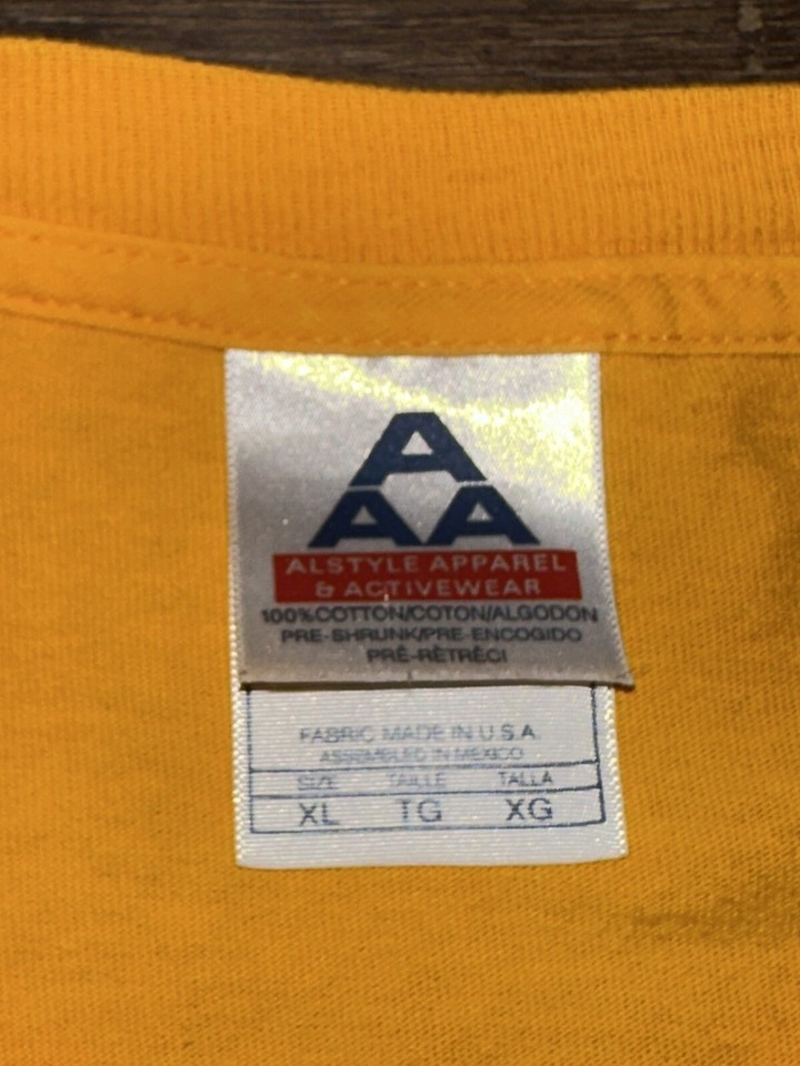 VTG Iowa Hawkeyes Football T Shirt Womens XL Yellow Long Sleeve 2004 ...