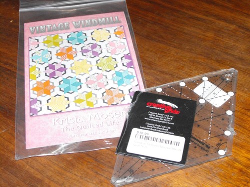 NEW VINTAGE WINDMILL Quilt Pattern & Creative Grids 60 degree Diamond ...