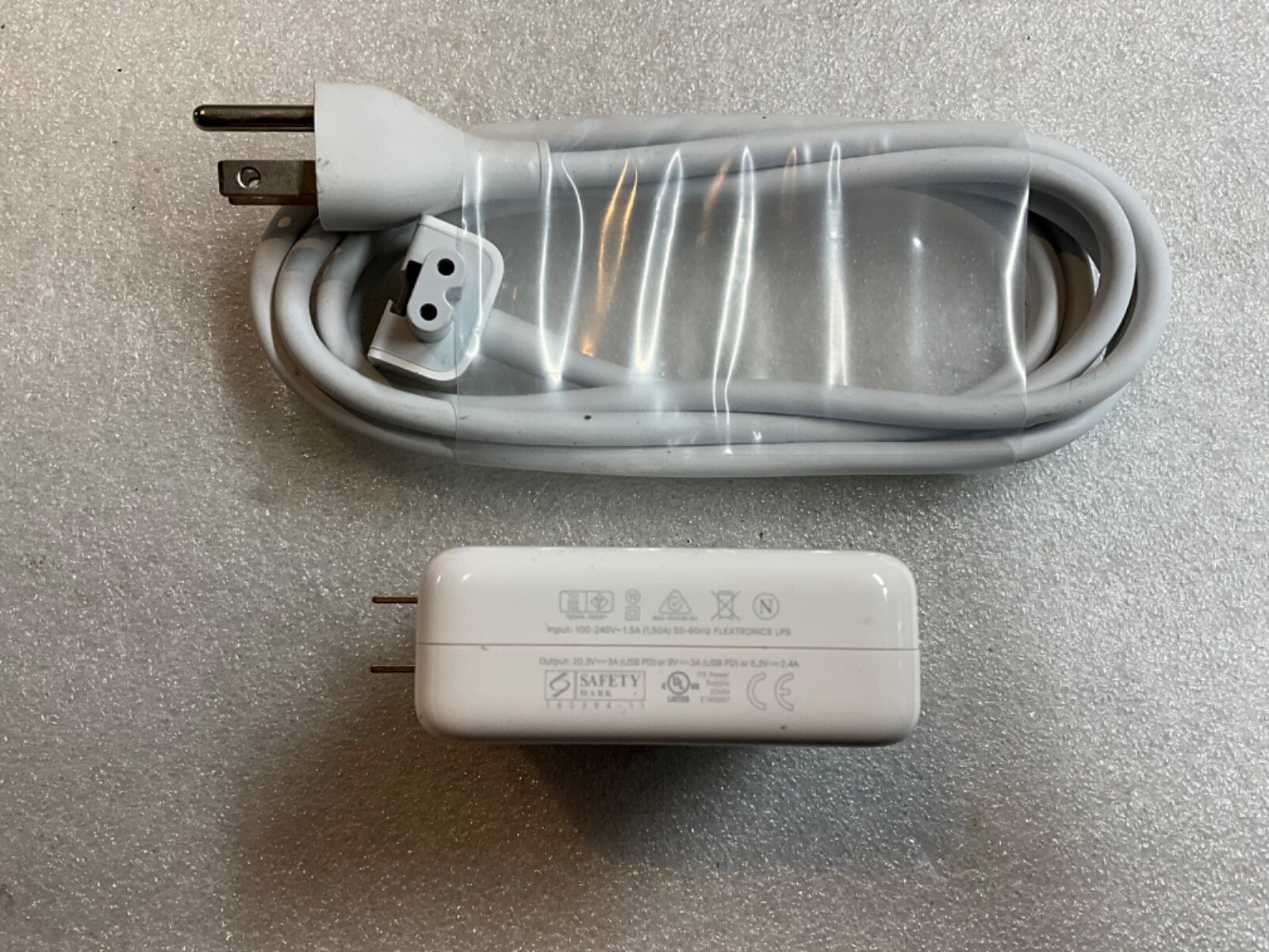 OEM Apple 61W USB-C Power Adapter For USB type C Cable A1947 for ...