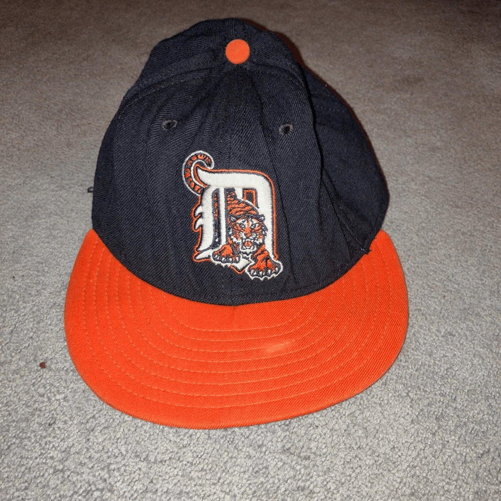 NEW ERA 5950 DIAMOND COLLECTION VINTAGE PRO MODEL DET… - Gem