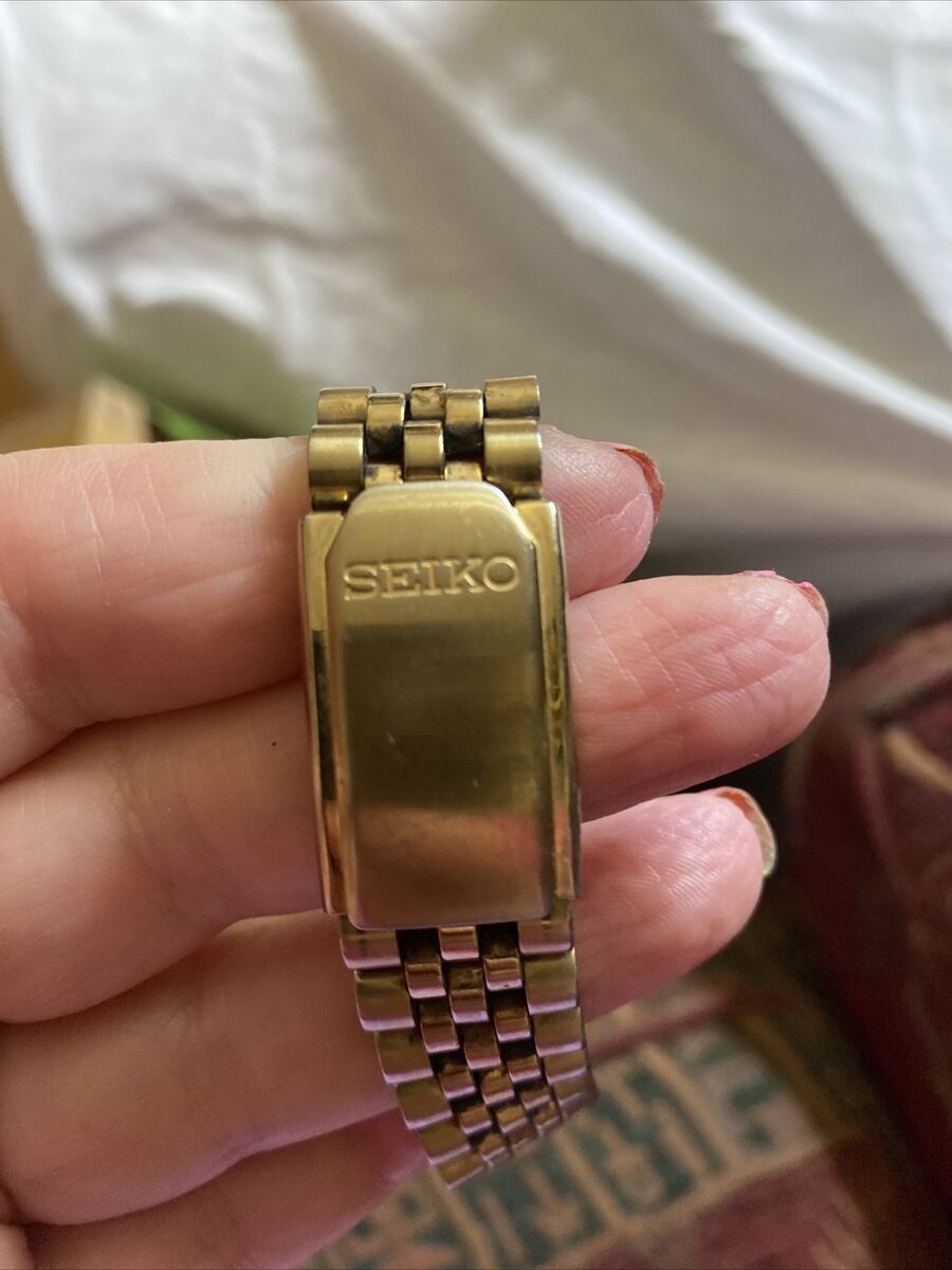 AUTHENTIC SEIKO QUARTZ GOLDEN DIAL DAY DATE MEN'S JAPAN 7N43 AUTHENTIC SEIKO QUARTZ GOLDEN DIAL DAY DATE MEN'S JAPAN 7N43