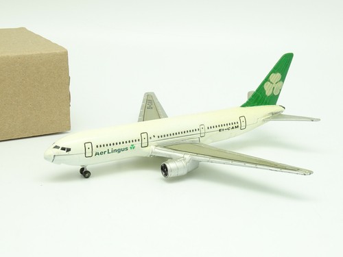 Ertl Metallo Aereo Airlines 1/400 - Boeing 737 Aer Lingus Airliner ...