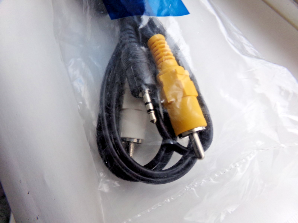 NEW 3.5mm RCA Audio Video AV Cable ONLY Yellow and White for Vtg TV ...