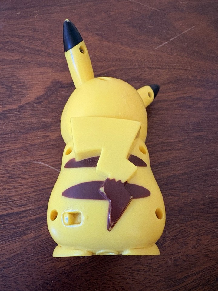 HelloPika Talking Pikachu Sound Activated - Takara Tomy Japan Import ...