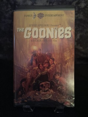 The Goonies (VHS, 1997, Clam Shell) 85391327530 | eBay
