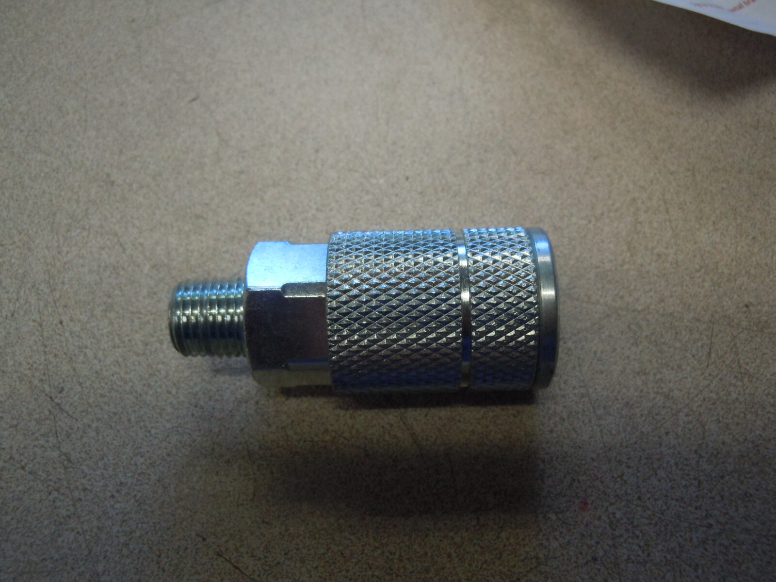 Amflo AMFC7 Coupler 3/8 1/4" Nptm 3/8" Automotive x 1/4" Male NPT Steel ...