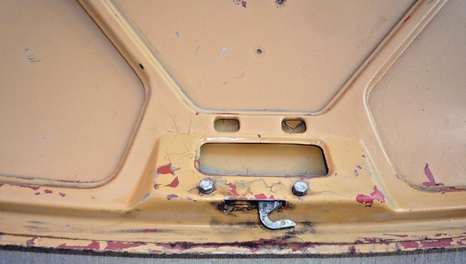 AUSTIN HEALEY SPRITE/MG MIDGET TRUNK LID WITH HANDLE, LOCK & KEY 1962 ...