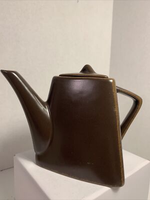 Designpac Teapot: Triangular Brown Tea Pot, Triangle Stoneware Art Deco ...
