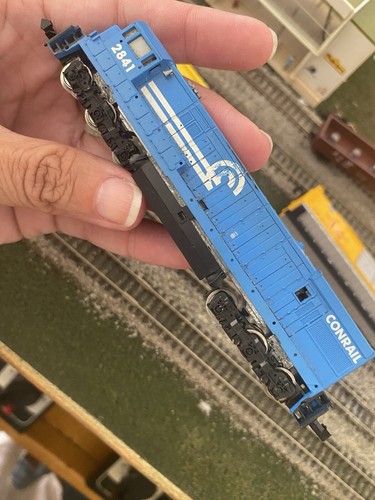 Minitrix N Scale Conrail 2841 Locamotive Engine Blue Train Track Parts ...