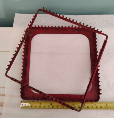 Pepperell Vintage Metal Red Weaving Loom & other red metal weaving loom ...