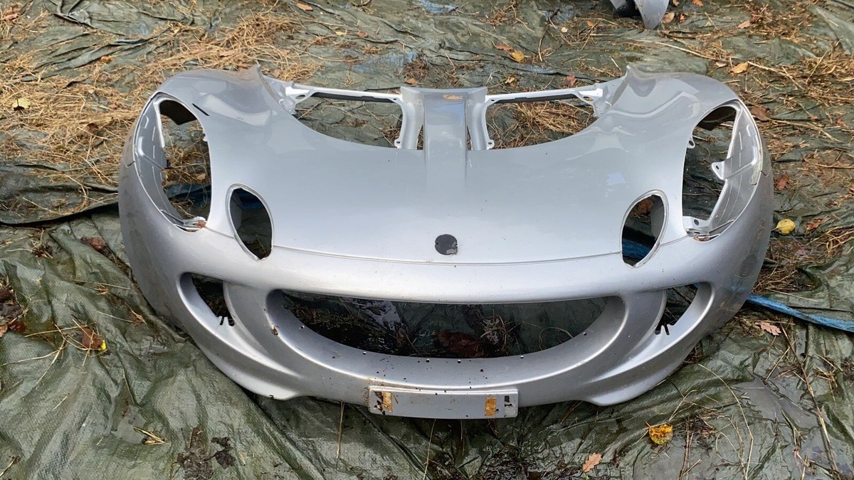 Lotus Elise Front View