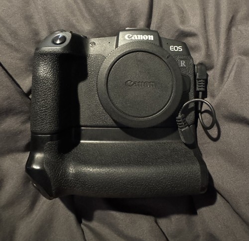 Canon EOS RP - Mirrorless Full Frame sensor - Extra Battery Included | eBay