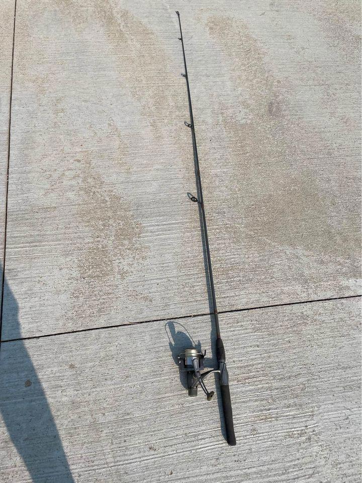 Shakespeare Synergy Rod & Reel Cast Spinning Fishing Reel Pole | eBay