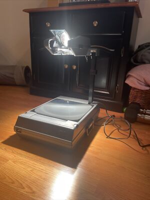 Overhead Projectors - 2000 Ag