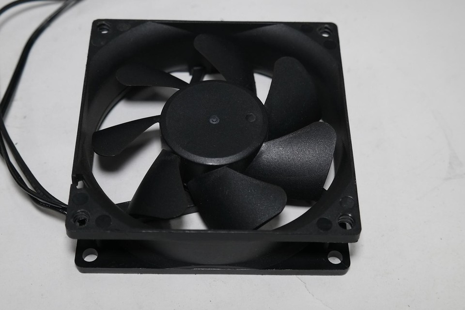 ANTEC ORIGINAL 3 SPEED 80mm DOUBLE BALL BEARING FAN FOR ISK300-150 ...