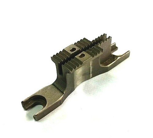 PFAFF 422 , 1422 Feed dog 91-059 313-04/004 , 59313 Bx4.8mm. | eBay