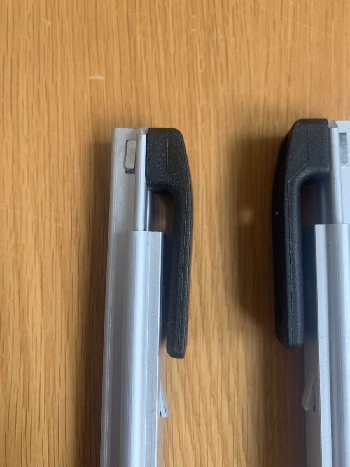 Caravan Window Stay 300mm Auto Stay Lever Lock Pair PP6600 Caravan ...
