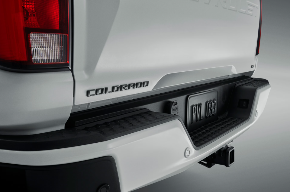 2023-2025 Chevrolet Colorado Illuminated Bowtie Emblem Black GM OEM NEW ...