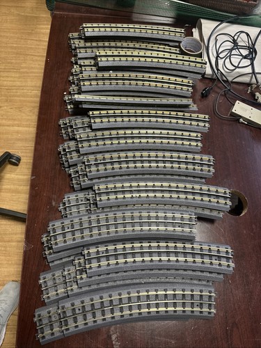 MTH Electric Trains Lionel O-72 Left Right Turn Tracks Lot Of 40+ | eBay